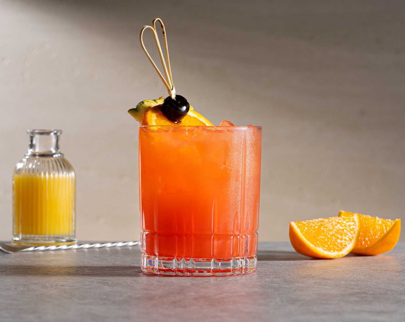 Rum Swizzle Recipe | MixLab