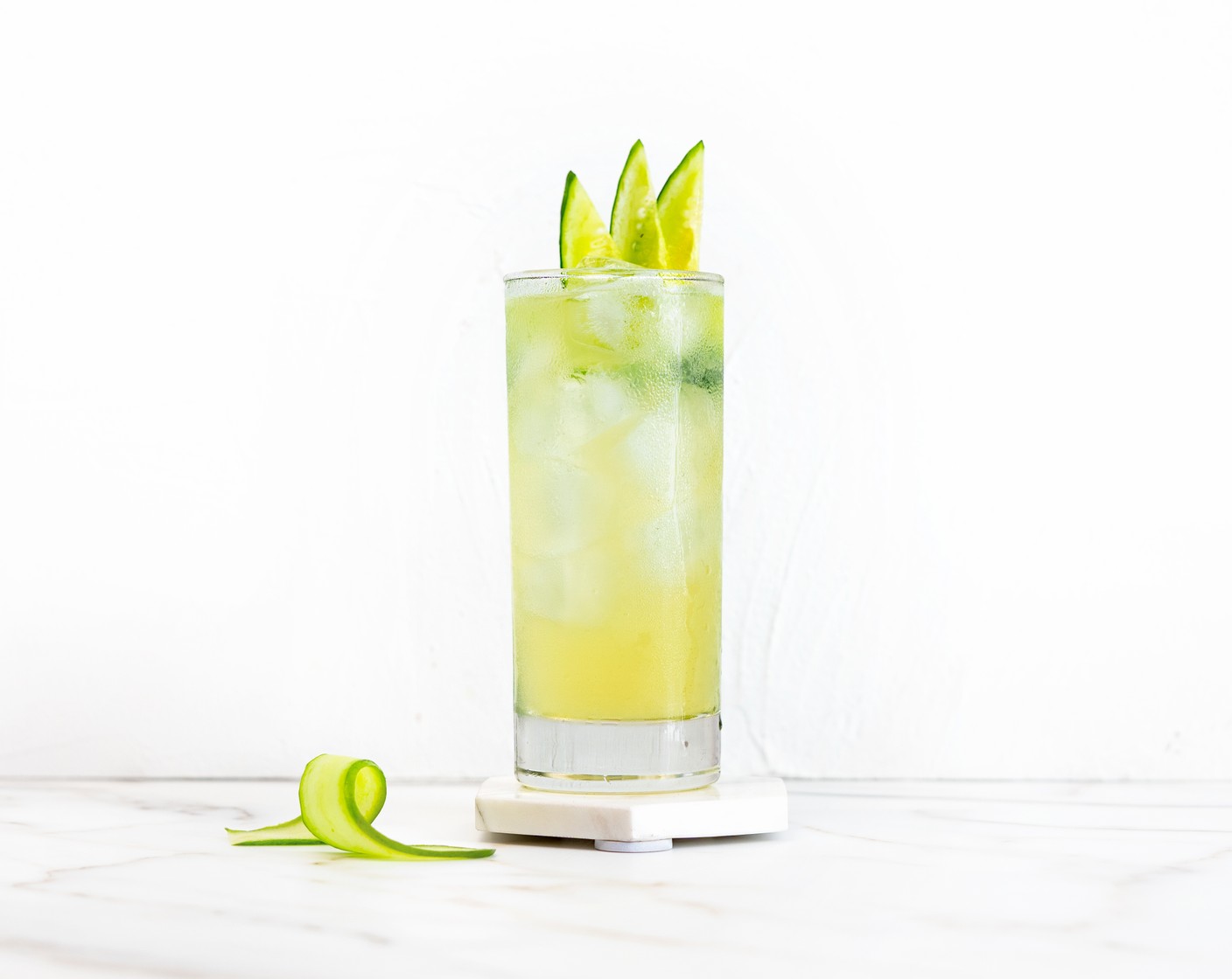 Cucumber Lemon Fizz Recipe | MixLab