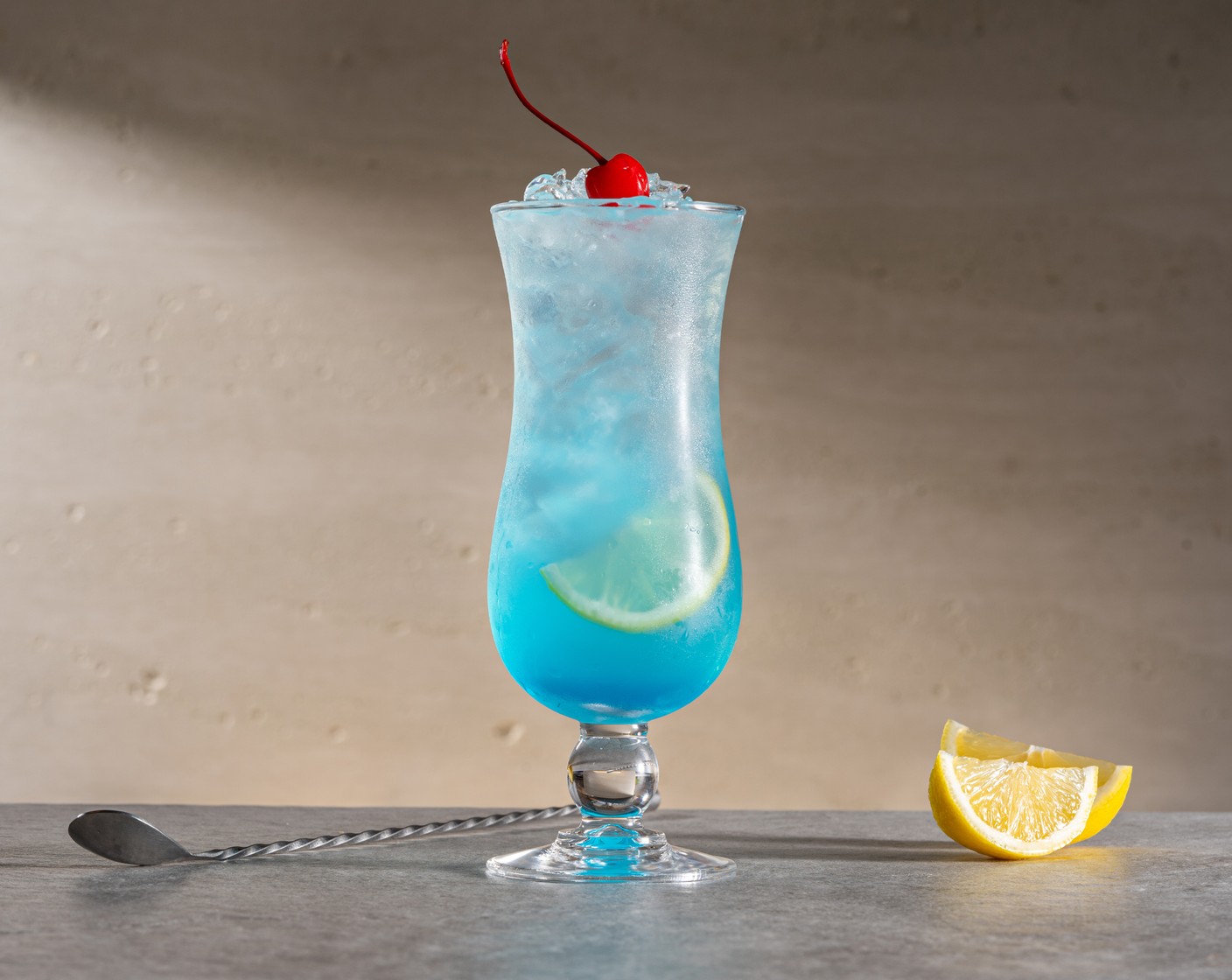 Blue Lagoon Cocktail Recipe | MixLab