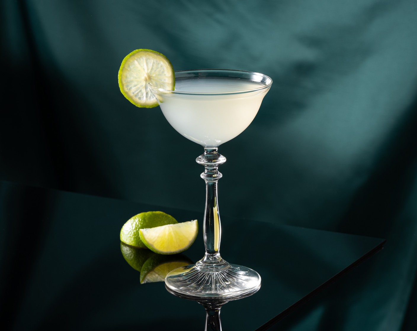Vodka Gimlet Recipe | MixLab